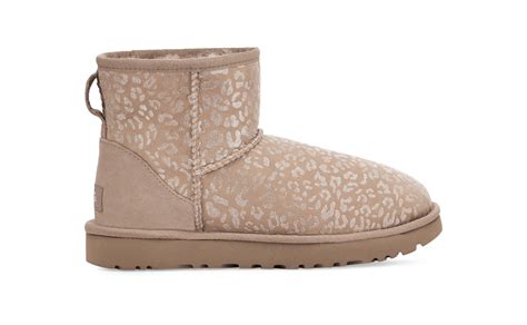 Classic Mini Snow Leopard Boot Ugg®