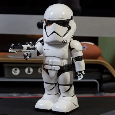Ubtech Stormtrooper Review