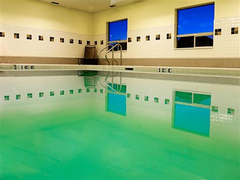 Holiday Inn Hotel And Suites Lloydminster Free Internet And More