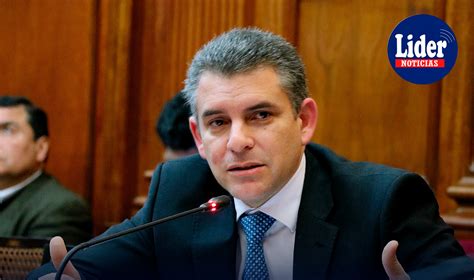 SUSPENDEN AL FISCAL VELA LÍDER DEL EQUIPO ESPECIAL LAVA JATO POR