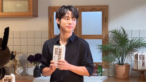 낮에는 커피 만들고 밤에는 촬영하는 프리랜서의 하루 Youtube