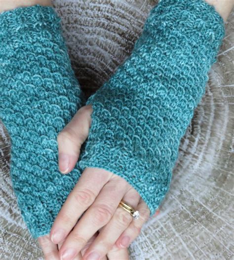 Free Easy Fingerless Mitts Knitting Patterns In The Loop Knitting