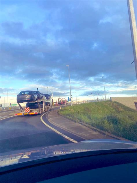 Esther Kokkelmans On Twitter More Pictures Of The Tesla S Plaids And