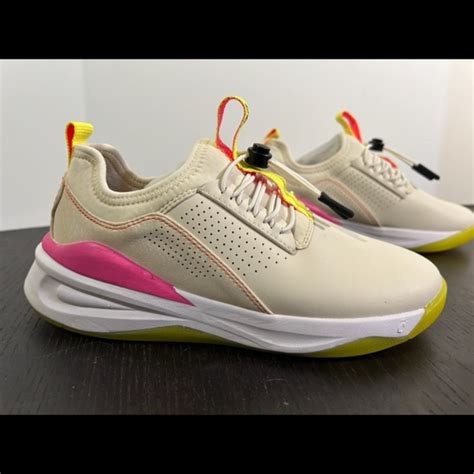 Clove Shoes Nwob Clove Classic Sneakers Nursing Limited Edition