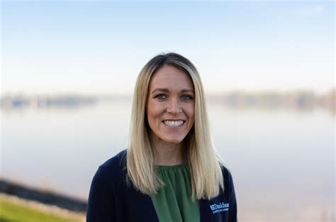 Lauren Chavira Cpa Donaldson Capital Management