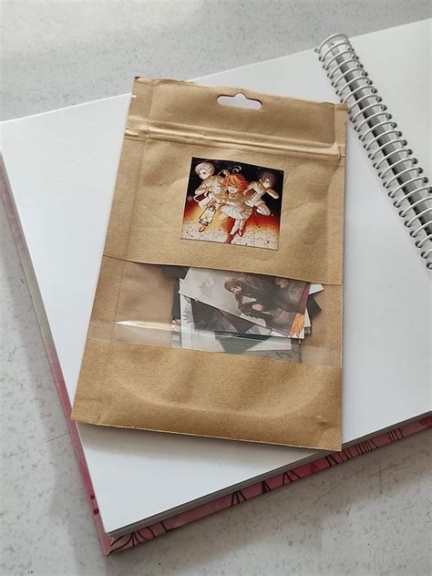 فروشگاه انیمه و کیپاپ پک بولت ژورنال انیمه ناکجاآباد موعود