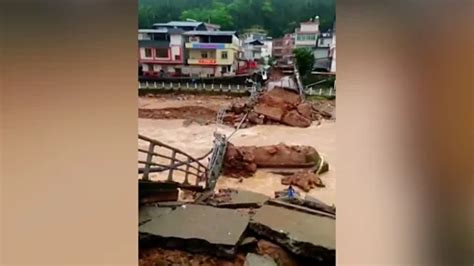 Guangdong Tens Of Thousands Evacuated From Massive China Floods Bbc News