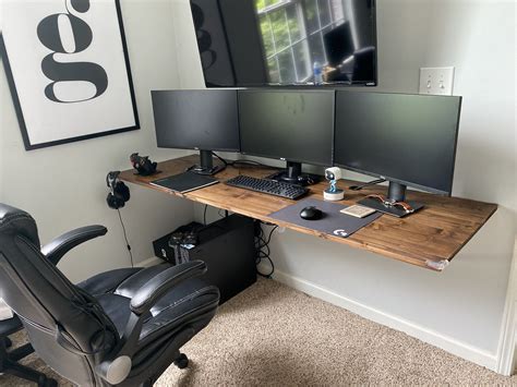 Floating Gaming Desk Small Game Rooms Gaming Room Setup Home Studio Setup Floating Gaming Desk Small Game Rooms Gaming Room Setup Home Studio Setup
