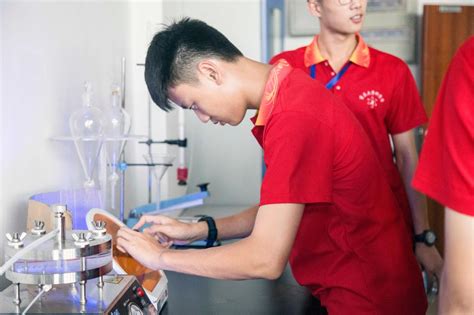 重庆大学科学营营员科技体验活动之探秘生物工程学院 重庆大学科学技术协会