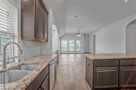 Matthew Crites Realtor Coldwell Banker Realty Fort Worth Tx