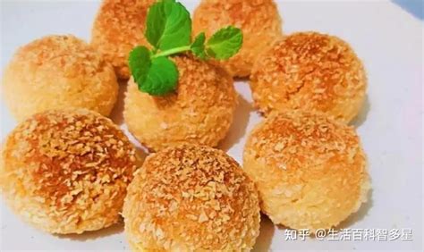 黄金椰蓉酥饼是一道比较受欢迎的小点心下面是它的具体制作步骤 知乎