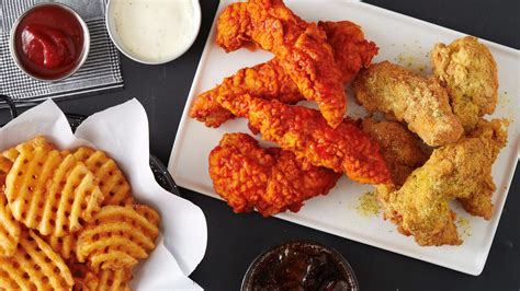 Wings Over Knoxville Brings Flavorful Chicken Wings And More To
