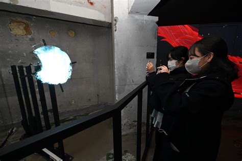 신기한 홀로그램 미디어 아트 전자신문