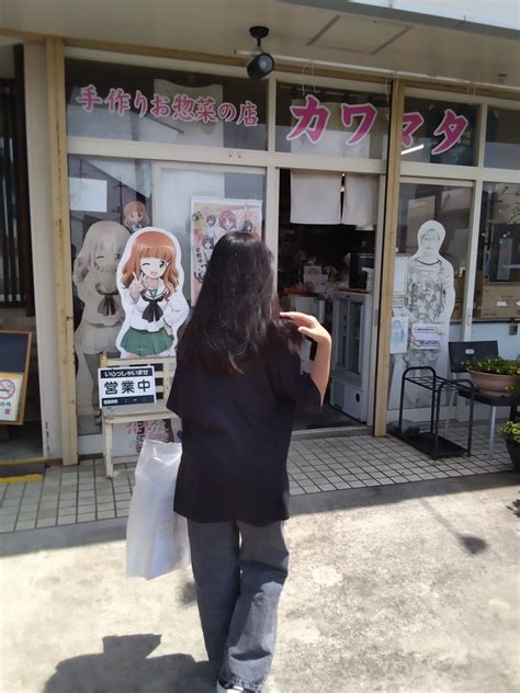 岡耕士郎 On Twitter 娘氏とカワマタさんへ 6月22日の武部沙織ちゃんのお誕生日を前に 娘氏と僕のさおりんイラストを奉納しました