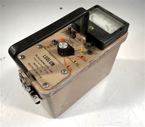 Ludlum Model 19 Micror Survey Meter ~ Radiation Monitor As Is International Society Of