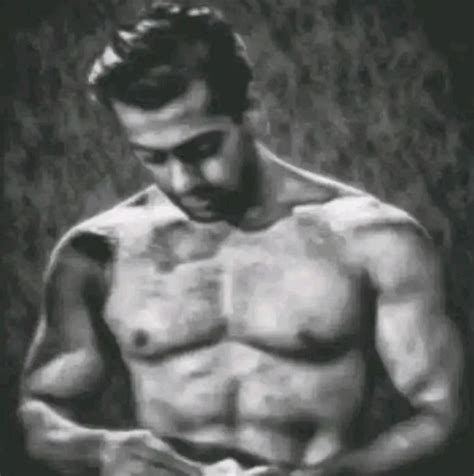 Shirtless Bollywood Men Salman Khan Wet Towel Wrapped Sexy And Fit