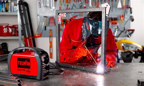 Telwin Varilnik Inverterski Force 145 Set Akvonij