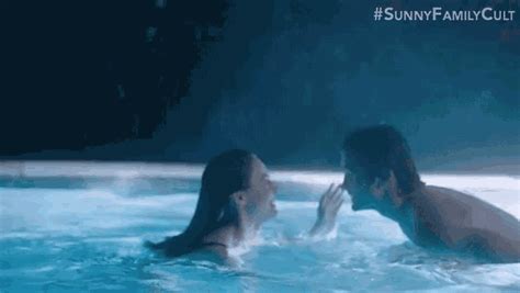 Pool Play  Pool Play Prank  탐색 및 공유