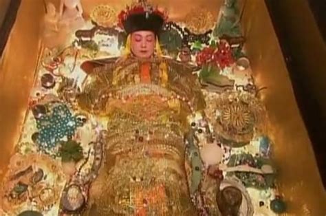 慈禧太后嘴里所含价值8亿的夜明珠 现在下落何处