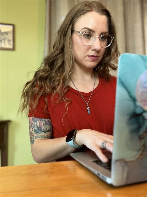 Meet Claire Click Bold Journey Magazine