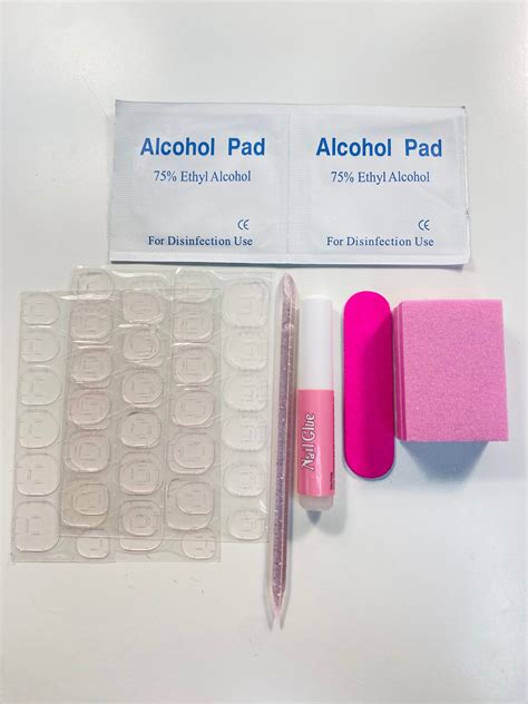 Ruby Sparkle Su Nail Beauty