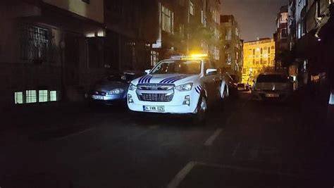 Gaziosmanpaşa da Korku Dolu Anlar 2 Bina Tahliye Edildi Onedio