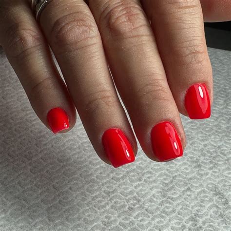 לינוי חדוות היופי ״אני רוצה לעשות הפסקה לתת לציפורניים לנשום״ מוכר