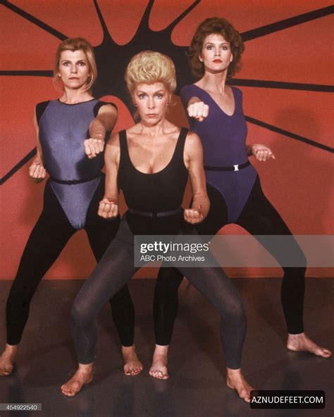 Leslie Bevis Feet Aznudefeet