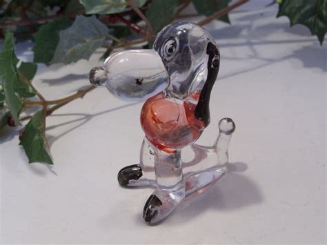 Lucite Vintage Snoopy Figurine Toy Collectible Toy Figurine 2 12 X 1 38 X 2 Clear Lucite