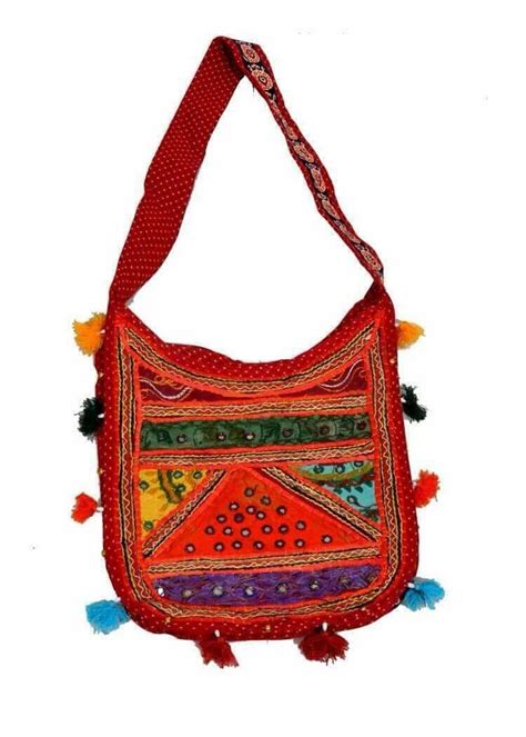 Traditional Handmade Bags At Best Price In Ahmedabad By Wildcraft Gallery Shop Id