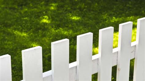 How To Fill The Gap Between Fence Post And House A Quick And Effective
