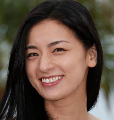 尾野真千子の不倫報道はガセ？ほっしゃん。との関係は友人。 Johoweb