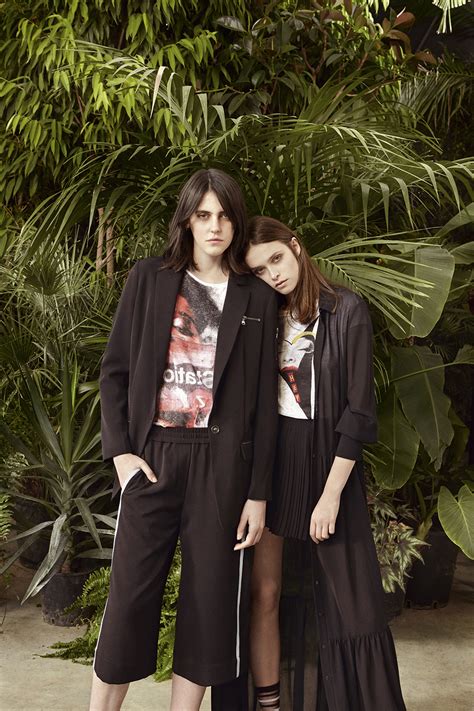 Foto Catalogo Sisley Collezione Primavera Estate 2017 Lei Trendy