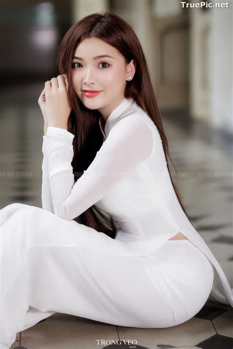 Vietnamese Model Hong Trang 71 Pictures