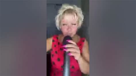 Светлана Мичурина в прямом эфире Youtube