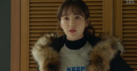 의문의 일승 정혜성 백성광에 목 졸렸다윤균상에 도움 요청
