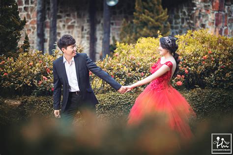 【新社古堡婚紗】 自助婚紗台中婚紗家樂福婚紗亞洲大學婚紗婚攝小紅莓 竑佑and芝菱 婚攝小紅莓影像團隊婚禮紀錄 婚禮攝影