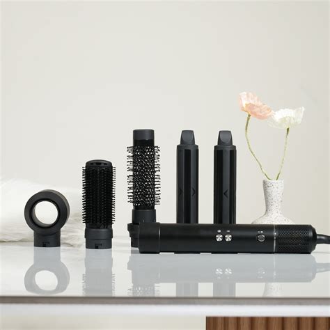 김성중 리유코스메틱 재생비비 바르고 잠을 자도 되는 Bb재생 추천 대상 민감성 피부 또는 피부 장벽이 약한 사람 여드름 홍조 피부 트러블이 자주 발생하는 사람