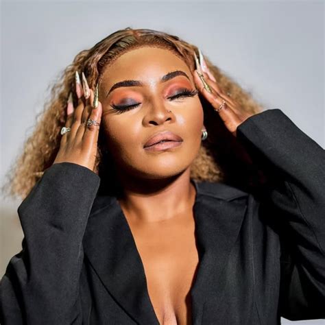 Yolanda Skai🧚‍♀️ Misslanda • Threads Say More