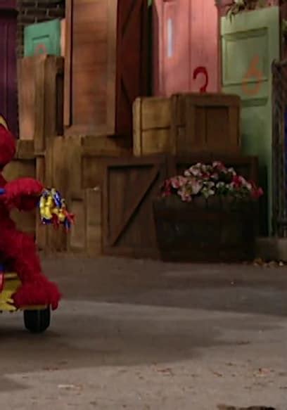 Watch Sesame Street S36e01 Telly Learns To Catch A Ball Free Tv