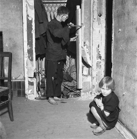 Hongerwinter Honger En Kou In Nederland Anne Frank Stichting