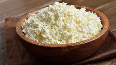 Requesón casero Cómo hacer la receta casera paso a paso