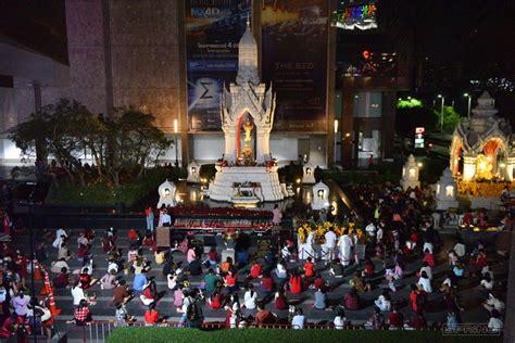 บวงสรวงพระตรีมูรติ พระพรหม เซ็นทรัลเวิลด์ 2564 คึกคัก จัดในวันตรุษจน