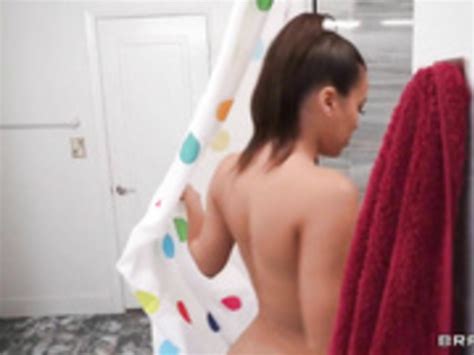 Search Results For Lynda Luna Squirt CamWhoresHD COM