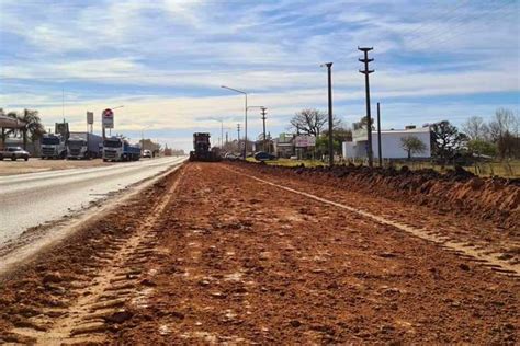 El Municipio Ejecuta Tareas Viales En Calles De La Ciudad La Semana