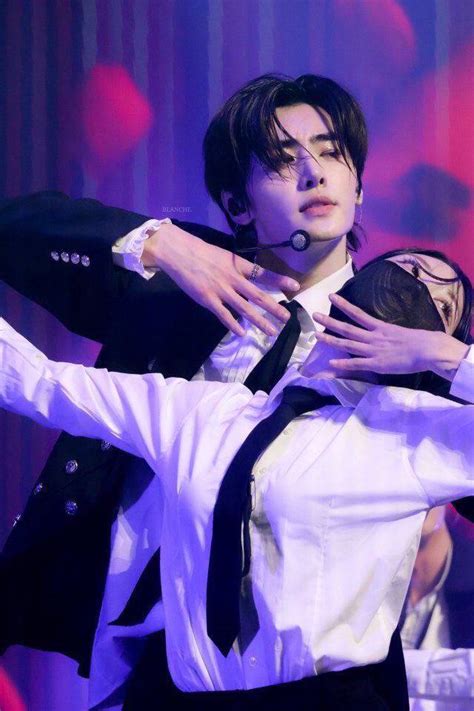 Enhypen Community Post 엔하이픈이 다시 여자 댄서들과 함께 공연을 할 거라고 생각하시나요 원래 바이트 미