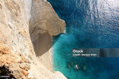 쟈 킨 토스 섬 그리스에 아름 다운 Navagio 해변의 목가적인 보기 0명에 대한 스톡 사진 및 기타 이미지 0명 경관