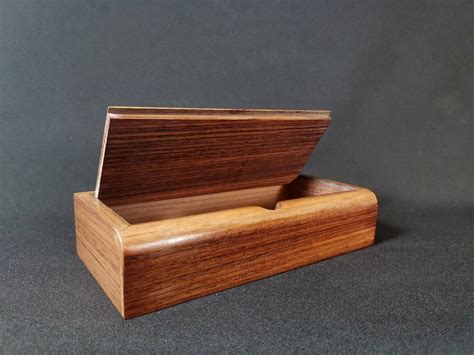 Proantic Coffret Ancien ou Boîte en Bois Précieux Du Palissandre