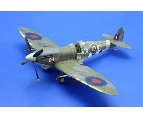 Pin Su Aviões Pasta 1