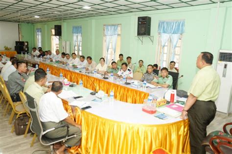 ရခိုင်ပြည်နယ် မောင်တောမြို့၌ ခရိုင် မြို့နယ်စီမံအုပ်ချုပ်ရေးအဖွဲ့နှင့